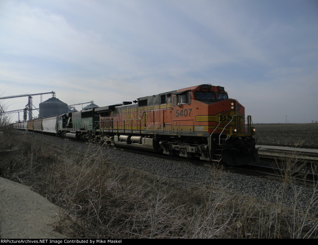 BNSF 5407